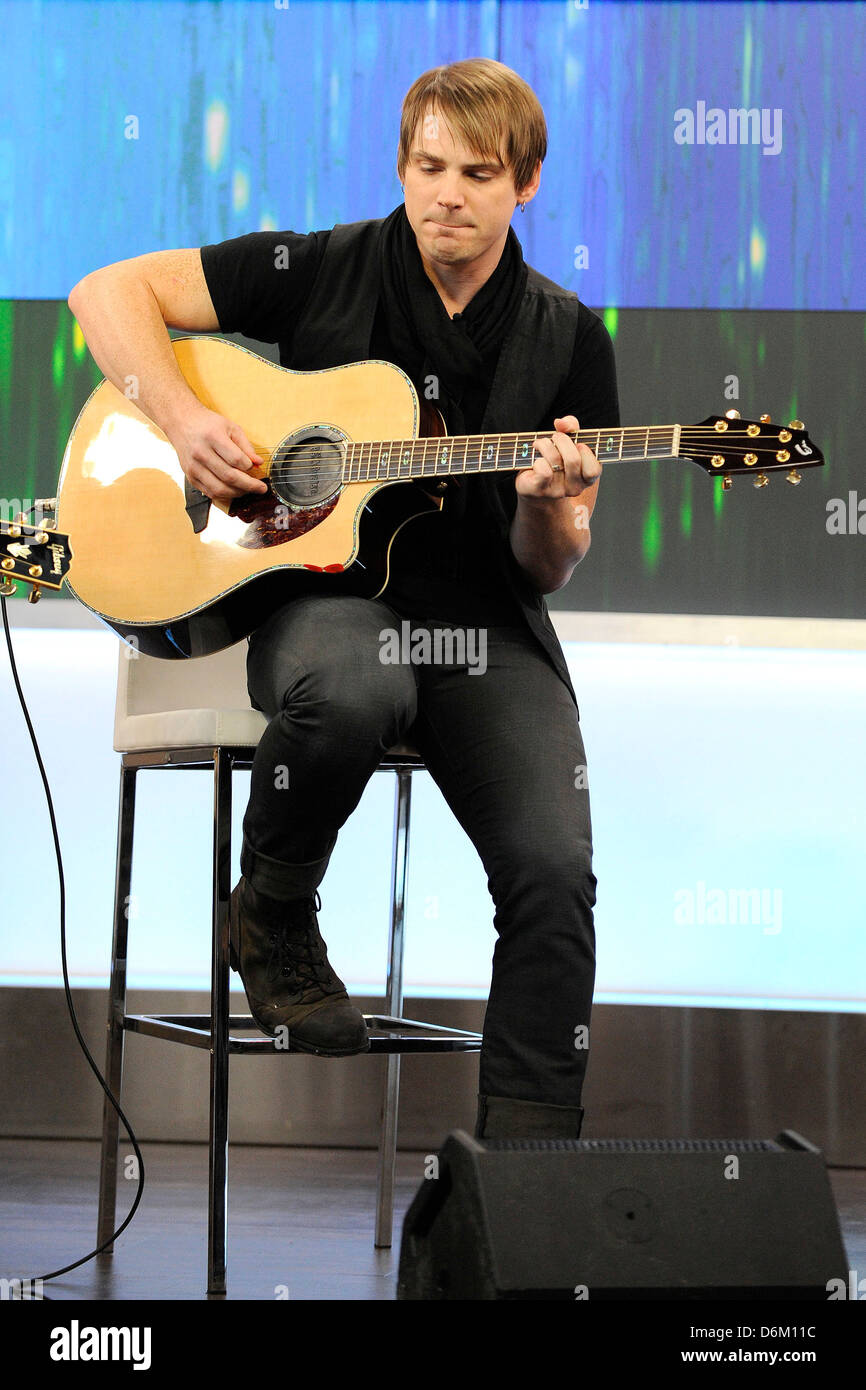 Josh Steely Rock band Daughtry performs live on The Marilyn Denis Show ...