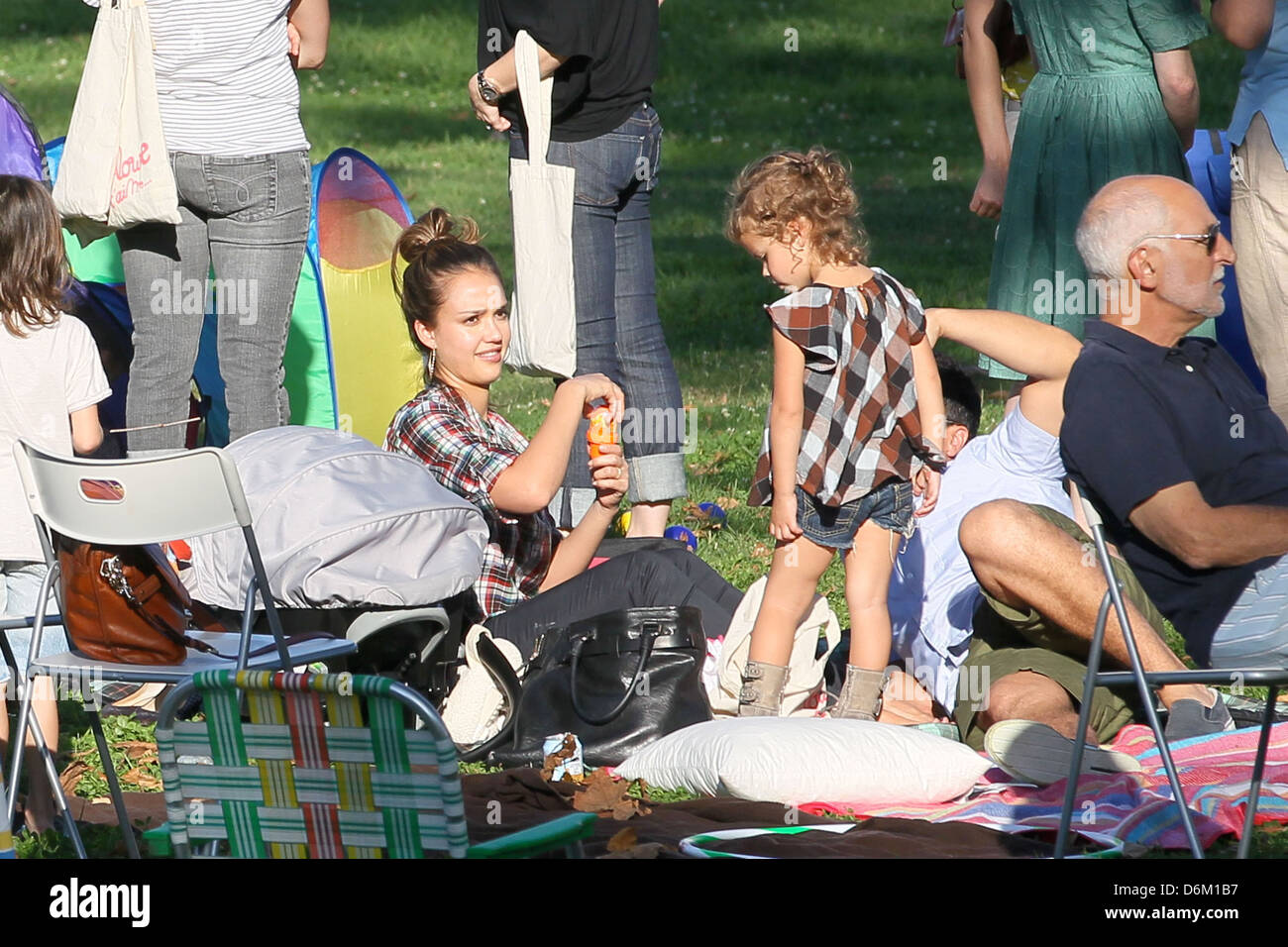 Jessica Alba,Honor Marie Warren Jessica Alba, Cash Warren and their two ...