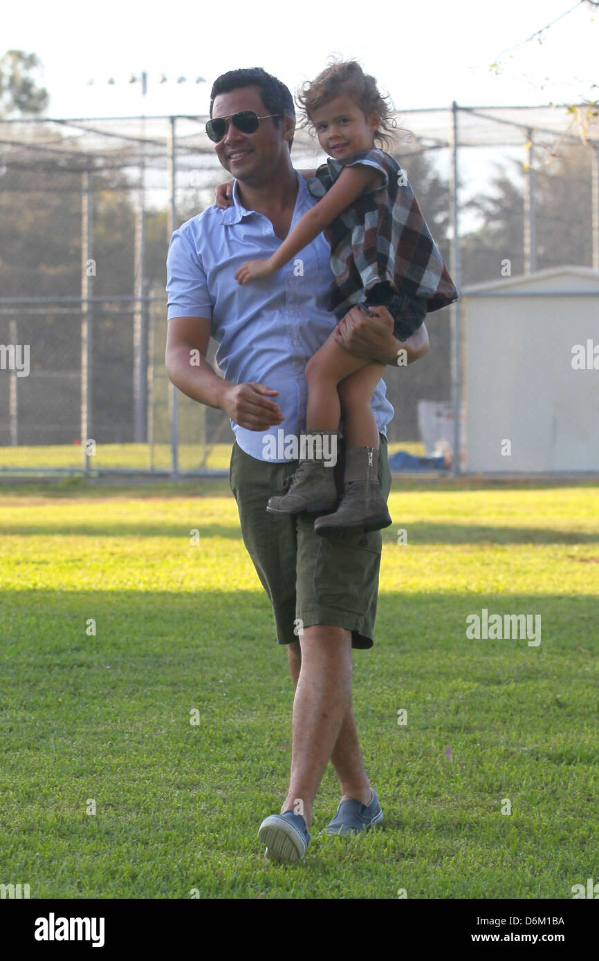 Cash Warren, Honor Marie Warren Jessica Alba, Cash Warren and their two ...