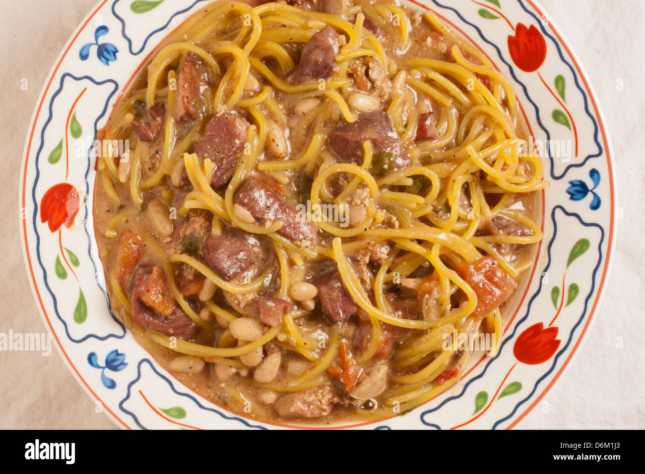 Tallarines A La Catalana, Catalan style noodles Stock Photo - Alamy
