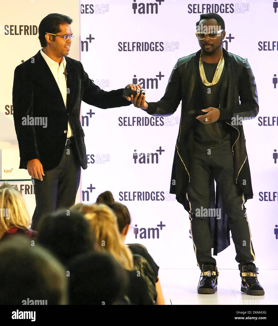 Chandra Rathakrishnan and will.i.am, at the photocall to launch the i ...