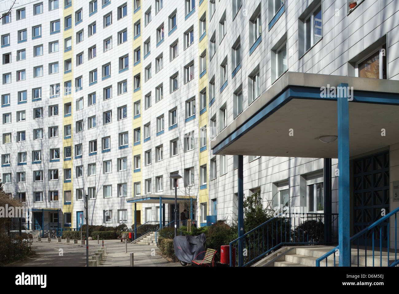 Berlin germany s block called snake hi-res stock photography and images ...