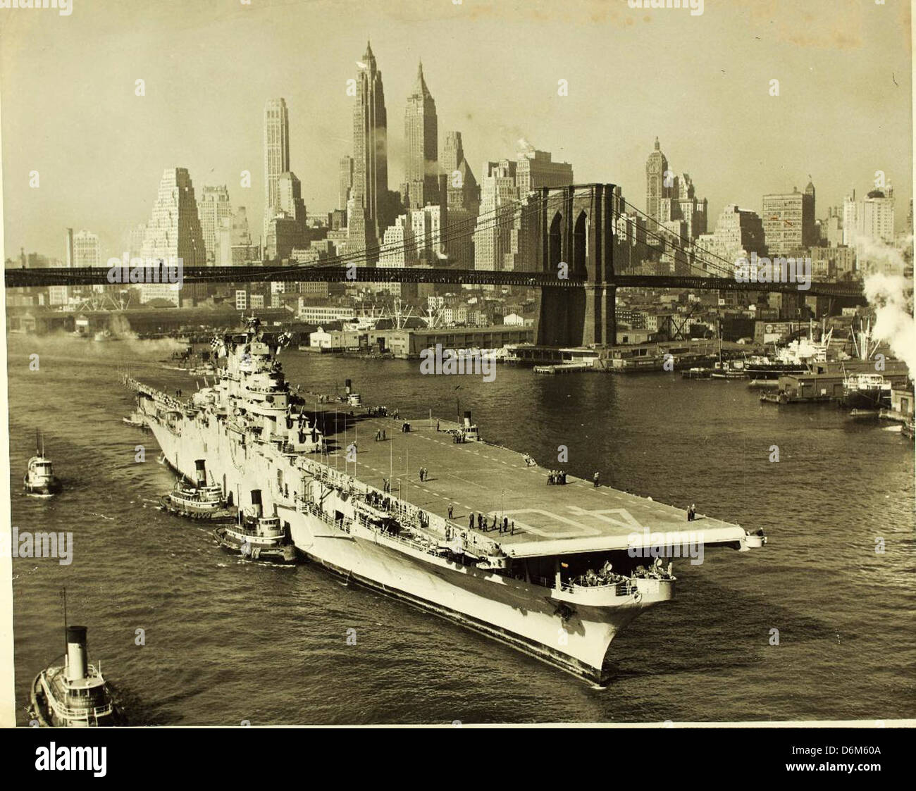 Uss tarawa hi-res stock photography and images - Alamy