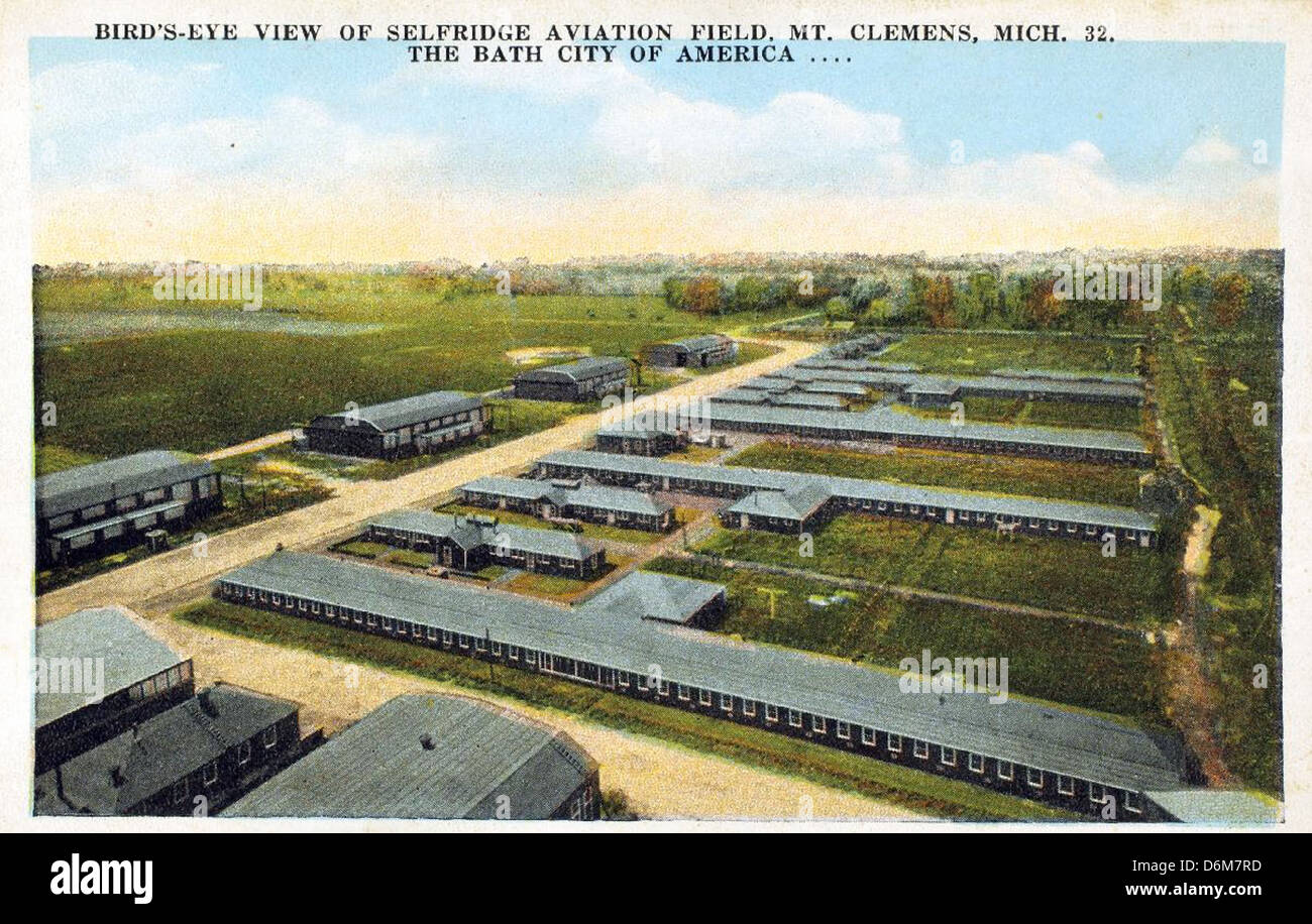 This photo from the Harold Kantner Special Collection shows Selfridge ...