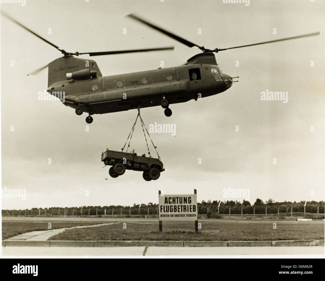 The CH-47 Chinook, a tandem rotor helicopter, was demonstrated in ...
