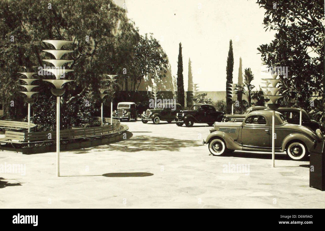 The Ford Building was an iconic structure featured at the California ...