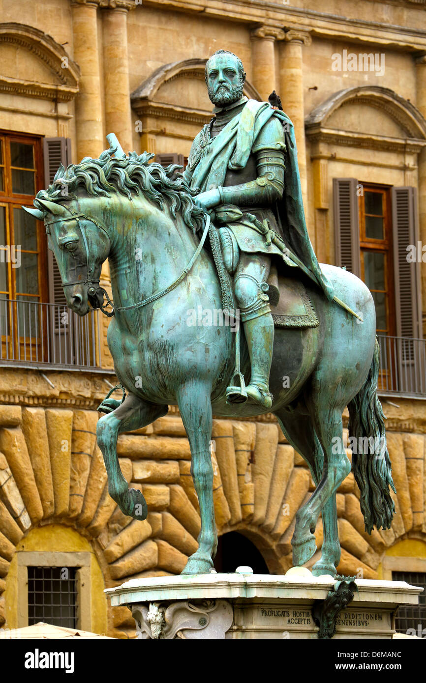 Equestrian statue of cosimo i hi-res stock photography and images - Alamy