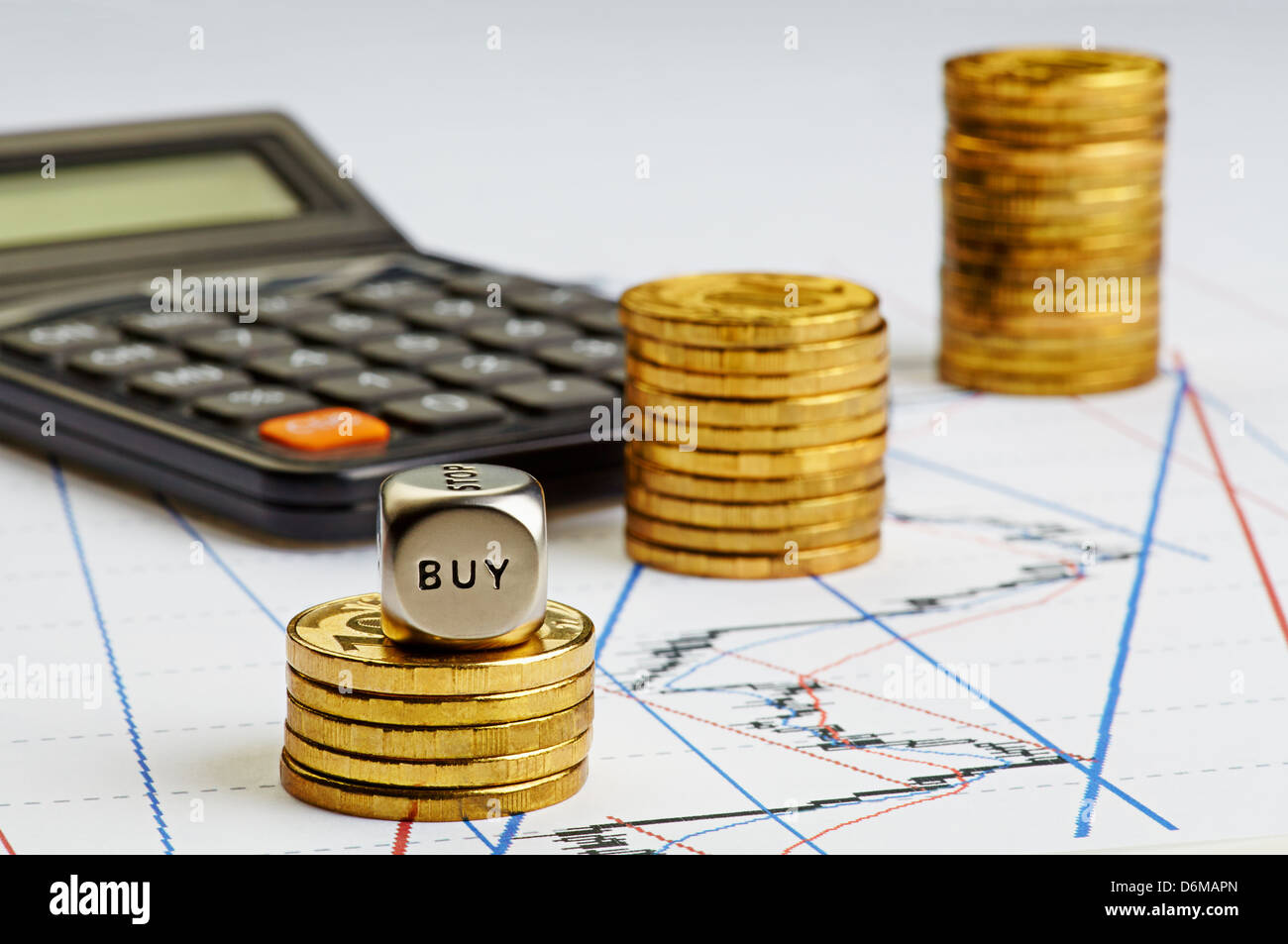 Rising bar chart hi-res stock photography and images - Alamy