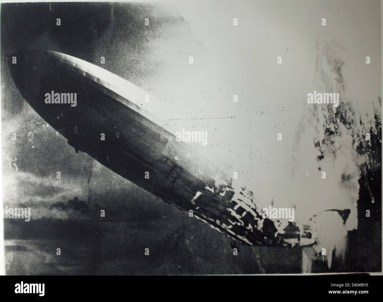 The Zeppelin LZ 129 Hindenburg was a German passenger airship that ...