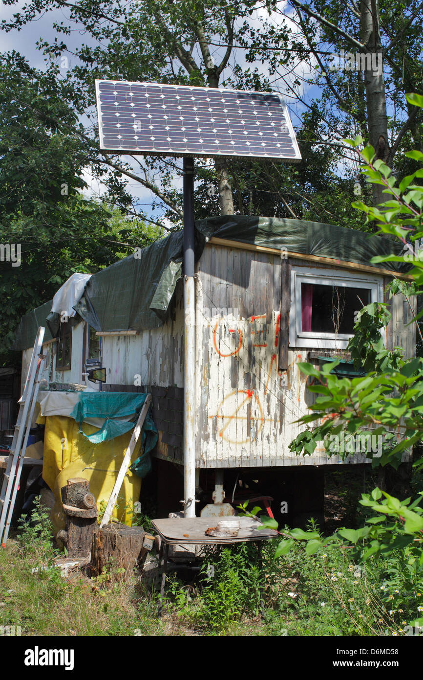 Berlin, Germany, trailer used as a caravan Stock Photo - Alamy