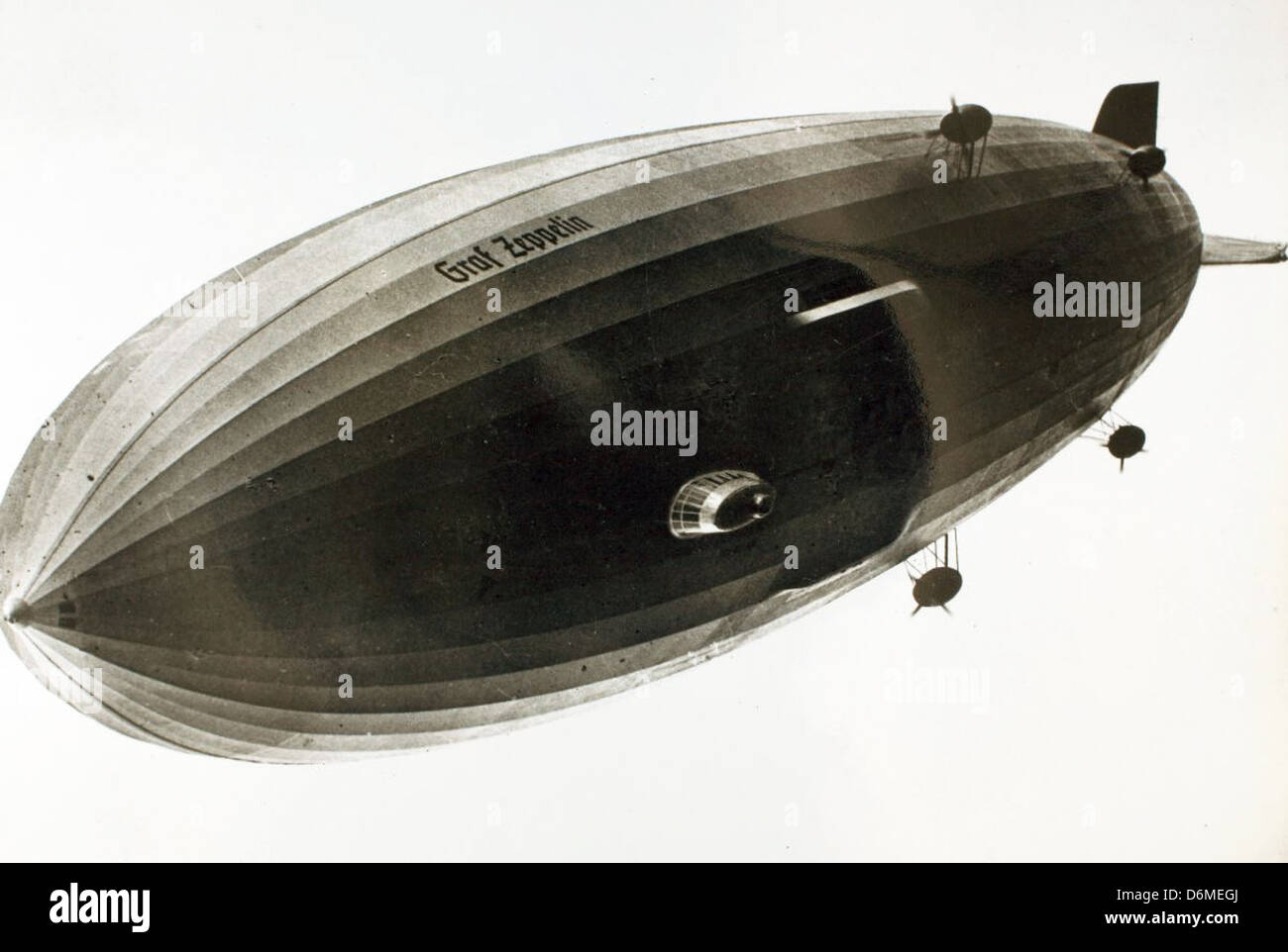 The Zeppelin D-LZ 127, known as the Graf Zeppelin, was operated by ...