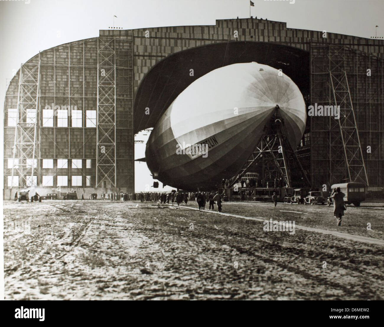 The Graf Zeppelin was a German rigid airship, famous for its long ...