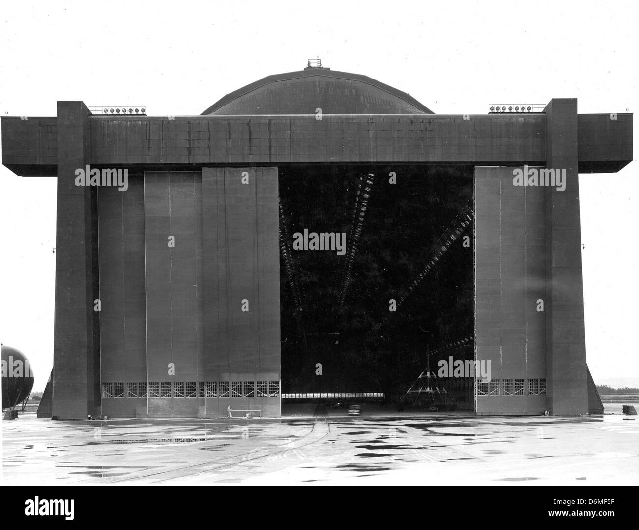 Military aircraft systems Cut Out Stock Images & Pictures - Alamy