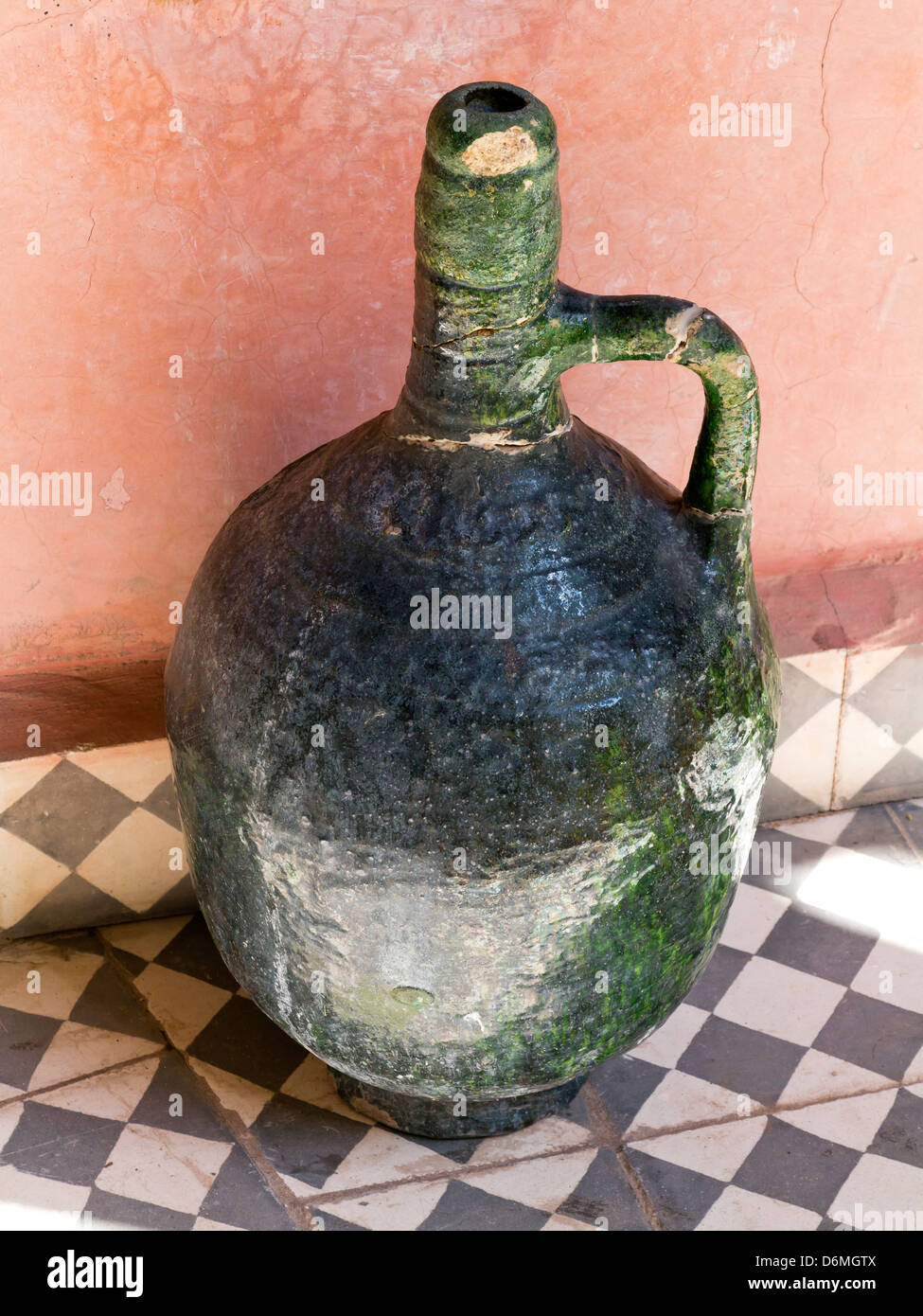 Traditional water jug hi-res stock photography and images - Alamy