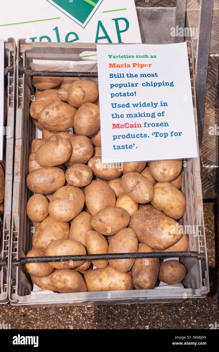 Maris piper potatoes hi-res stock photography and images - Alamy