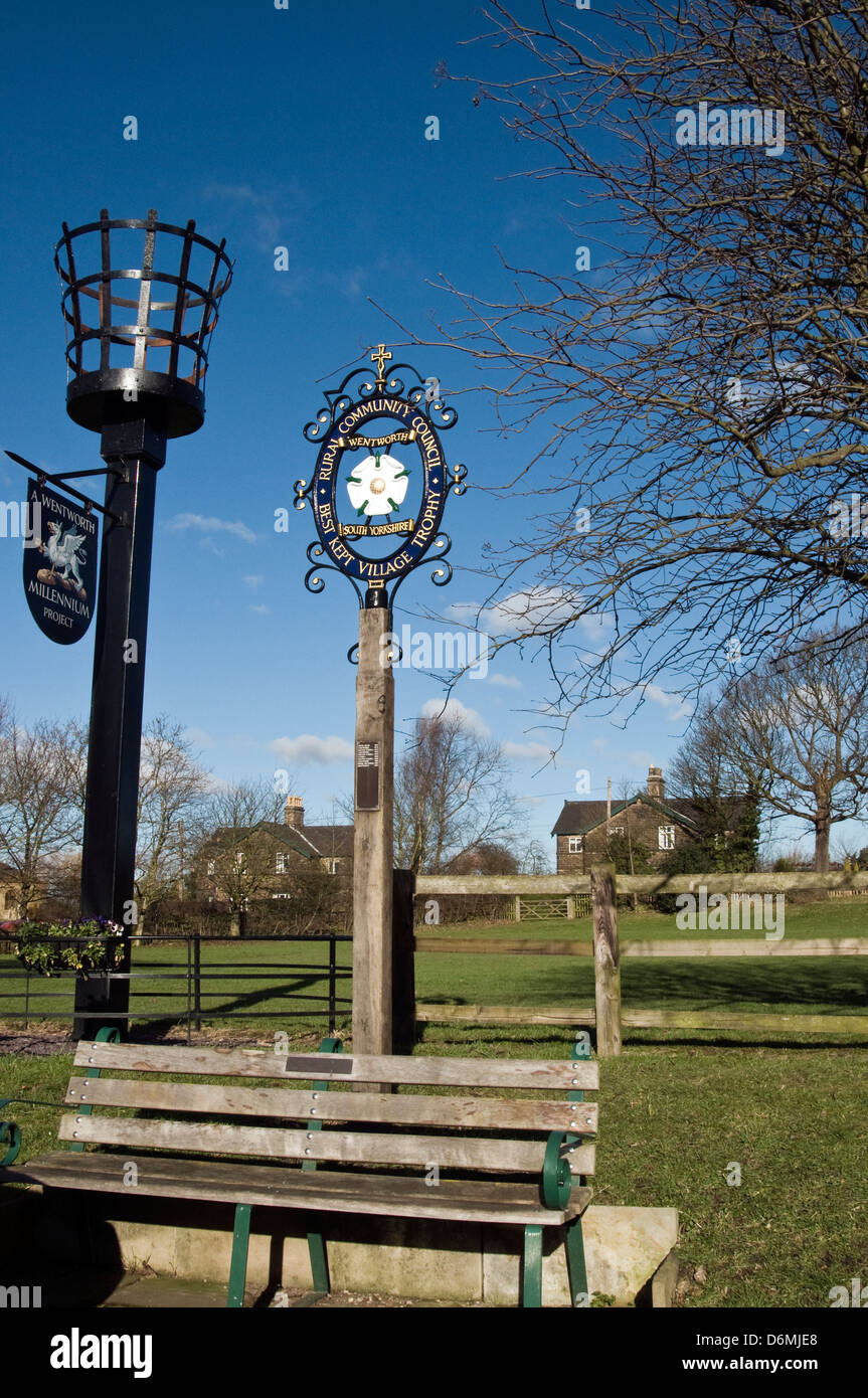 Green yorkshire sign hi-res stock photography and images - Alamy