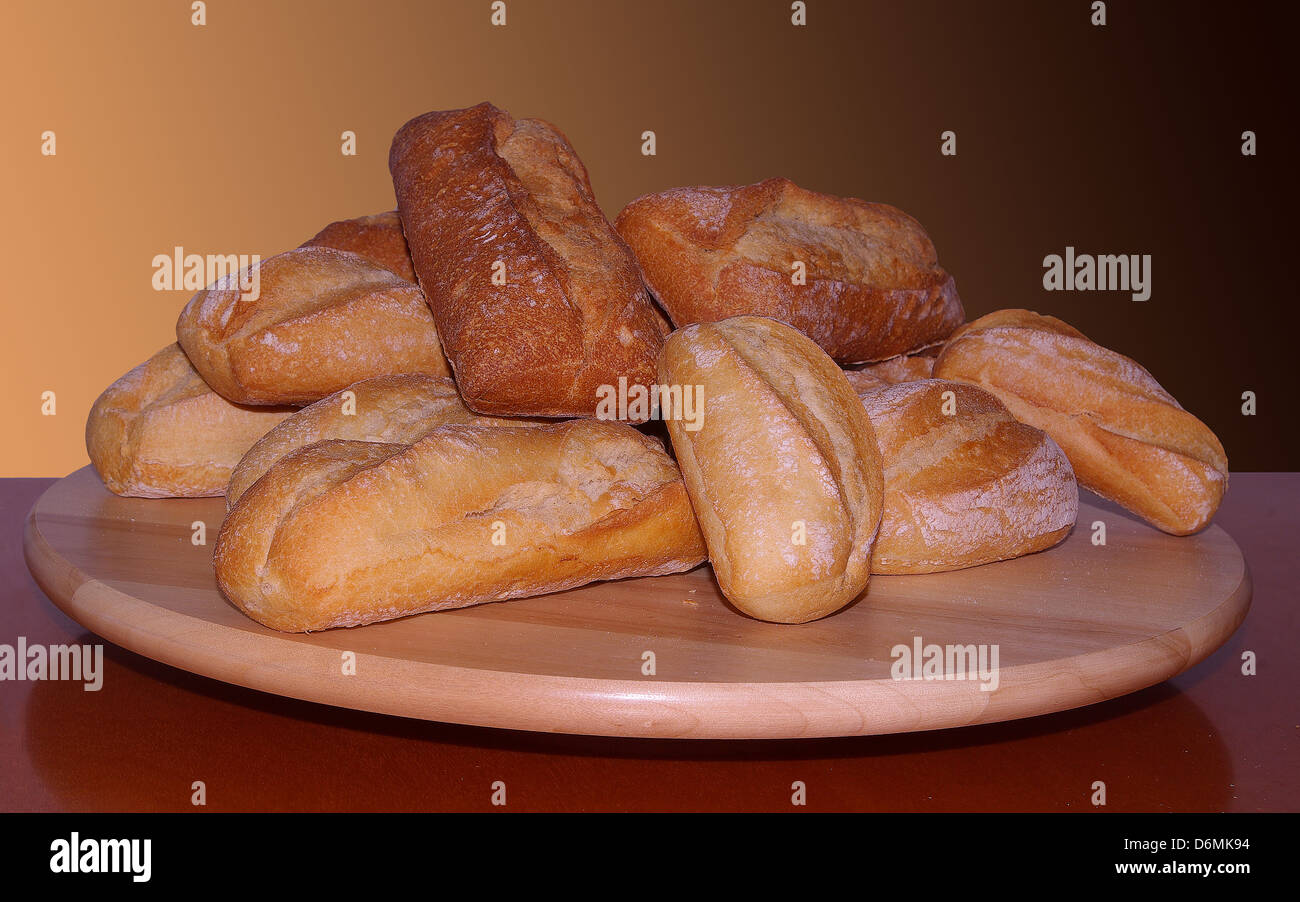 Breadboard hi-res stock photography and images - Alamy