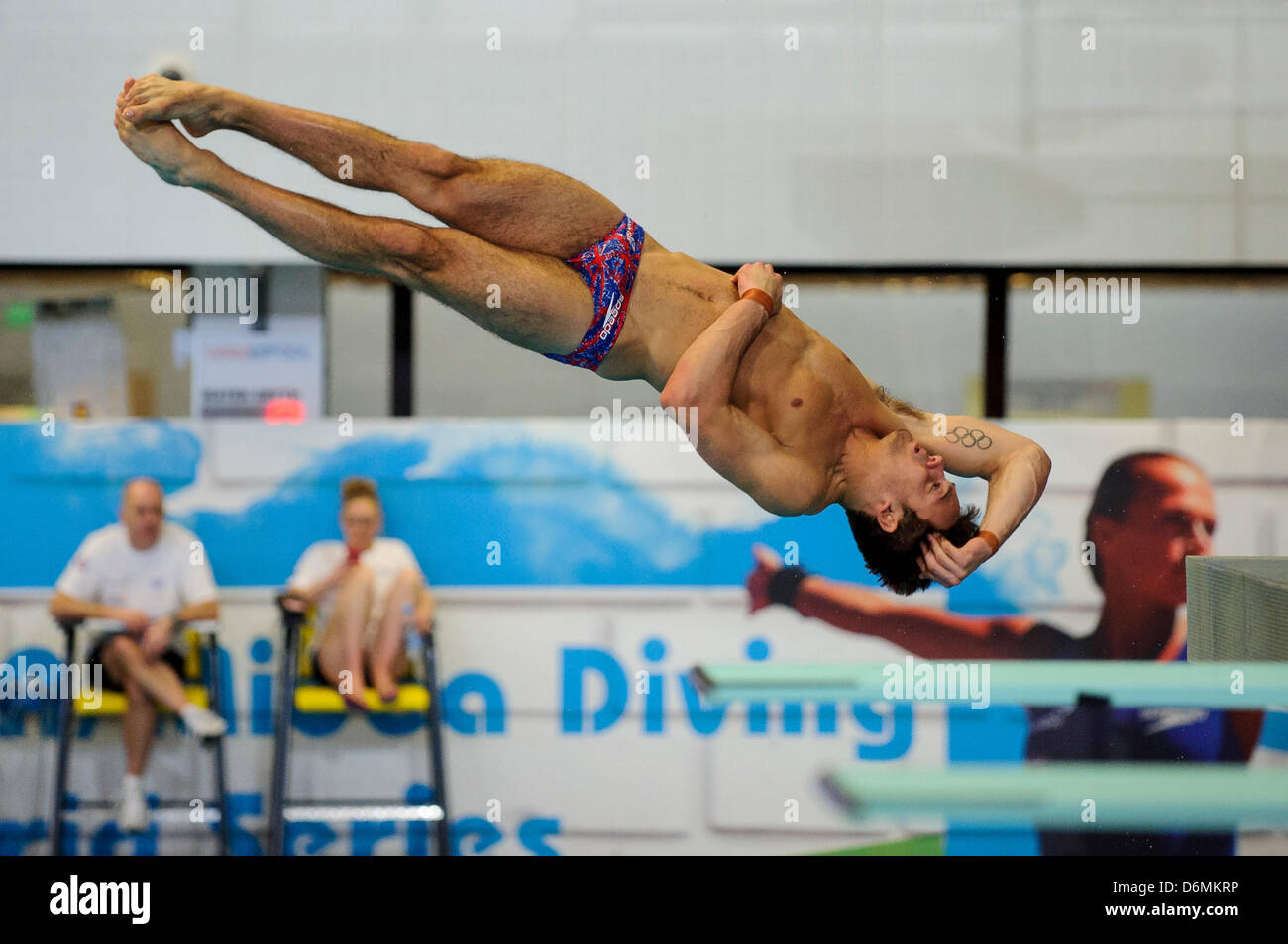 Royal commonwealth pool hi-res stock photography and images - Alamy