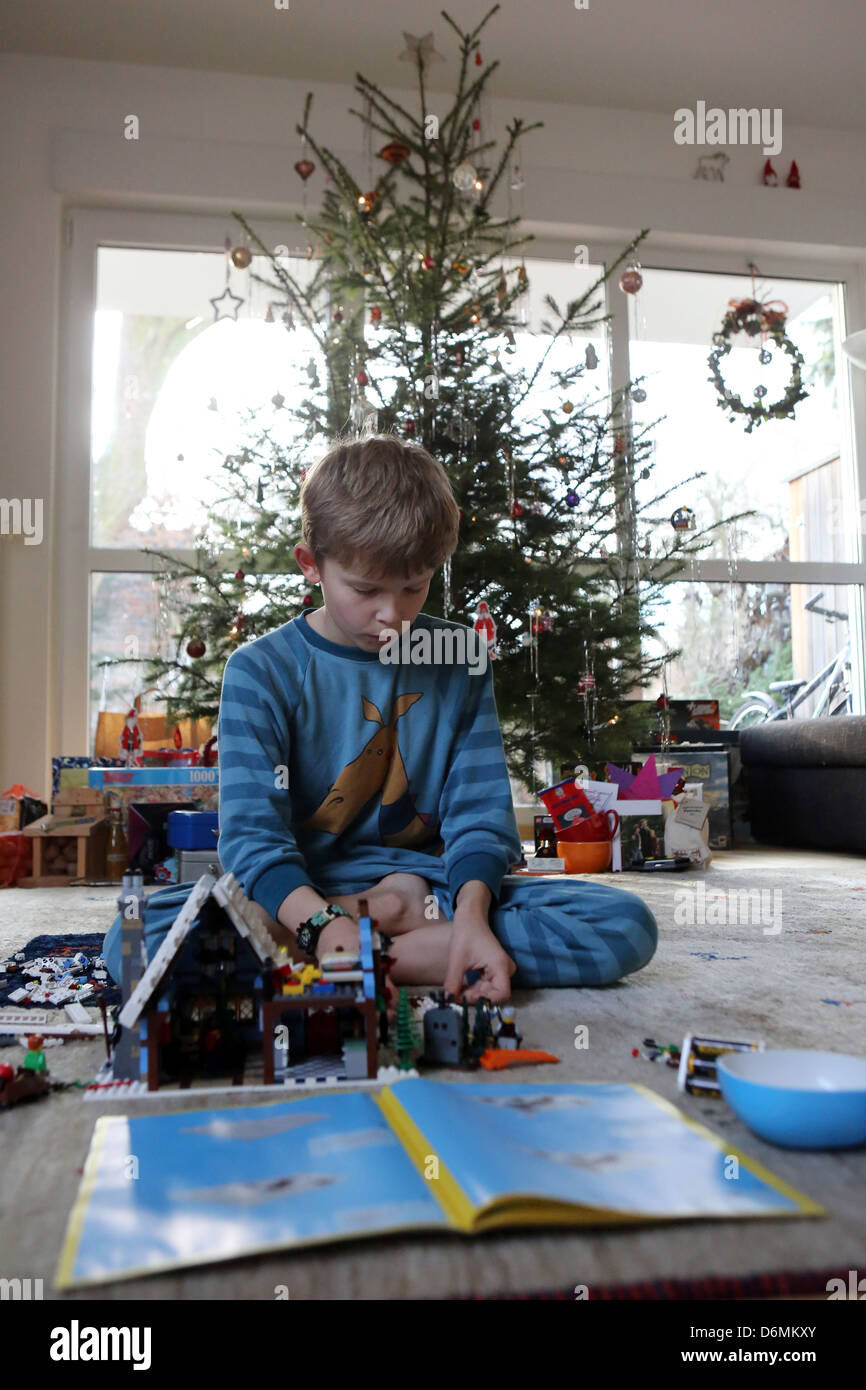 Lego man holiday hi-res stock photography and images - Alamy