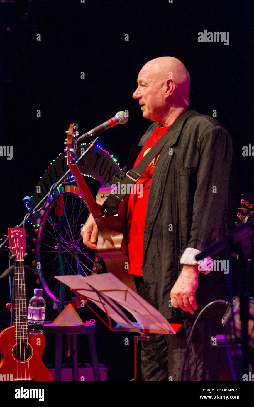 Three dog night band hi-res stock photography and images - Alamy