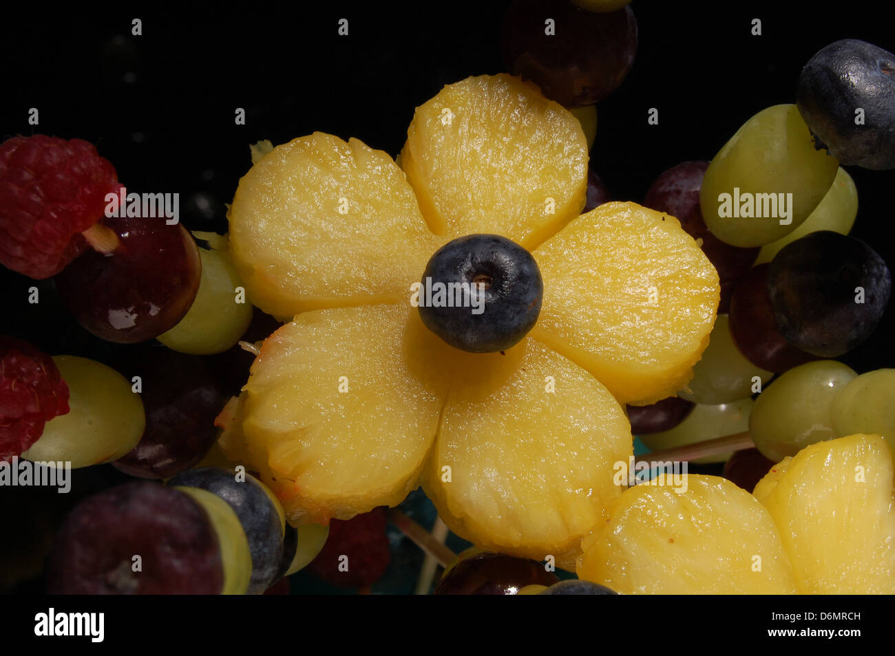 Flowers and fruit hi-res stock photography and images - Alamy