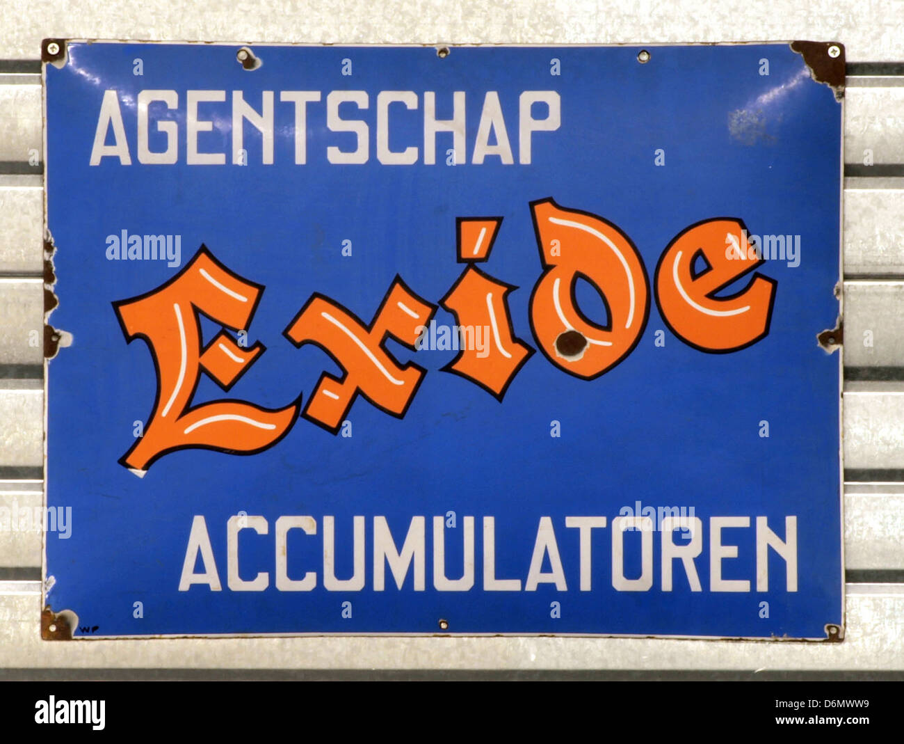 Exide sign hi-res stock photography and images - Alamy