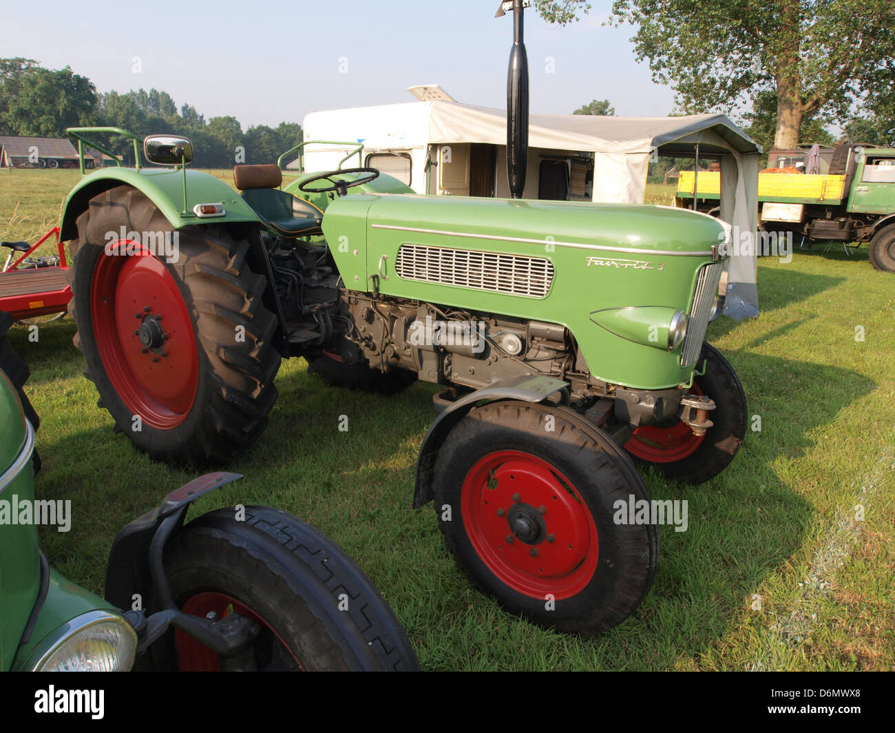 Fendt favorit hi-res stock photography and images - Alamy