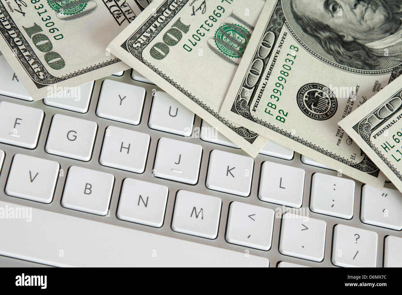 100 dollar laptop hi-res stock photography and images - Alamy