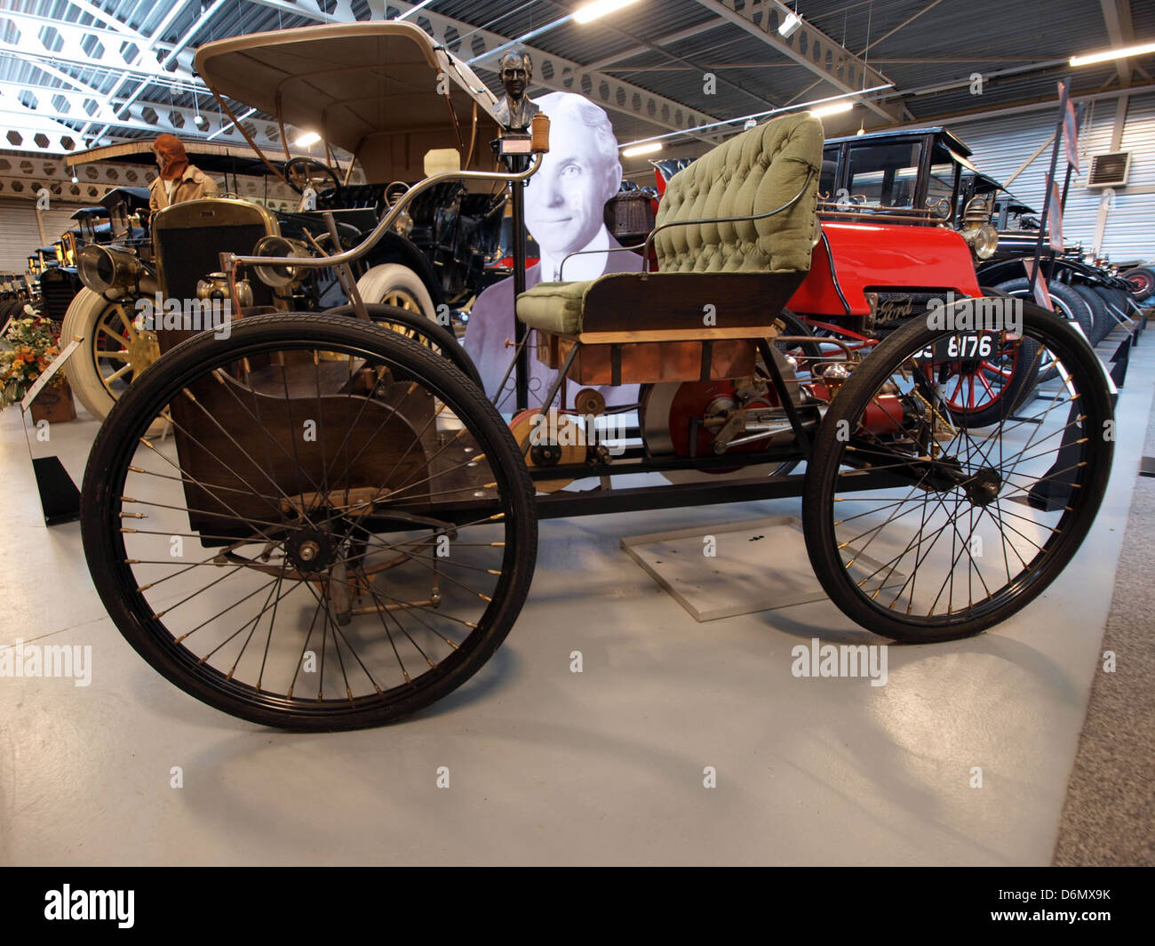 Henry ford with his first ford car of 1896 hi-res stock photography and ...