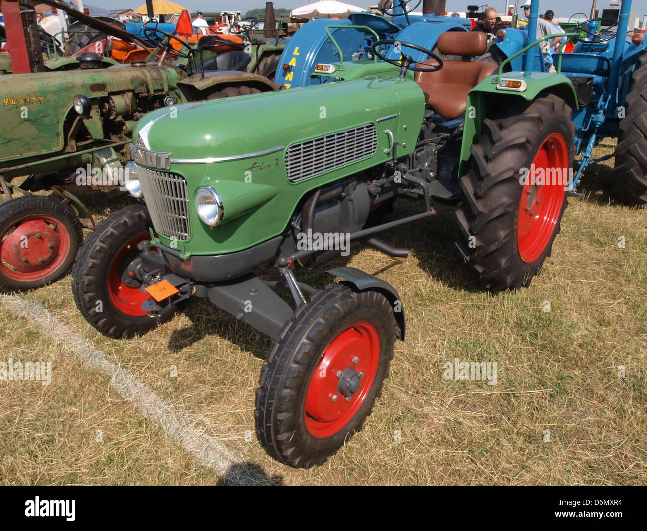Versatile tractors hi-res stock photography and images - Alamy