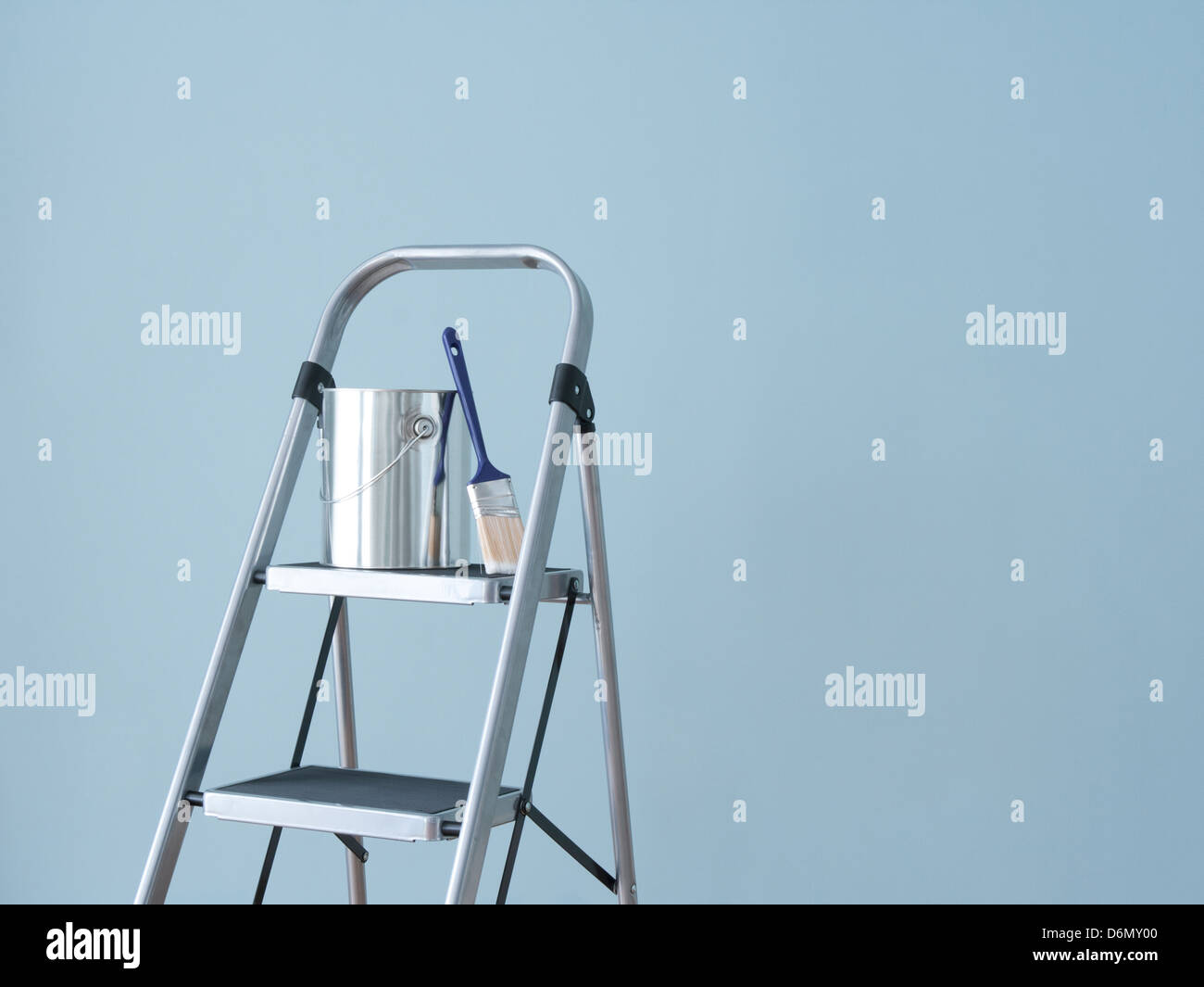 Paint bucket on a ladder hi-res stock photography and images - Alamy