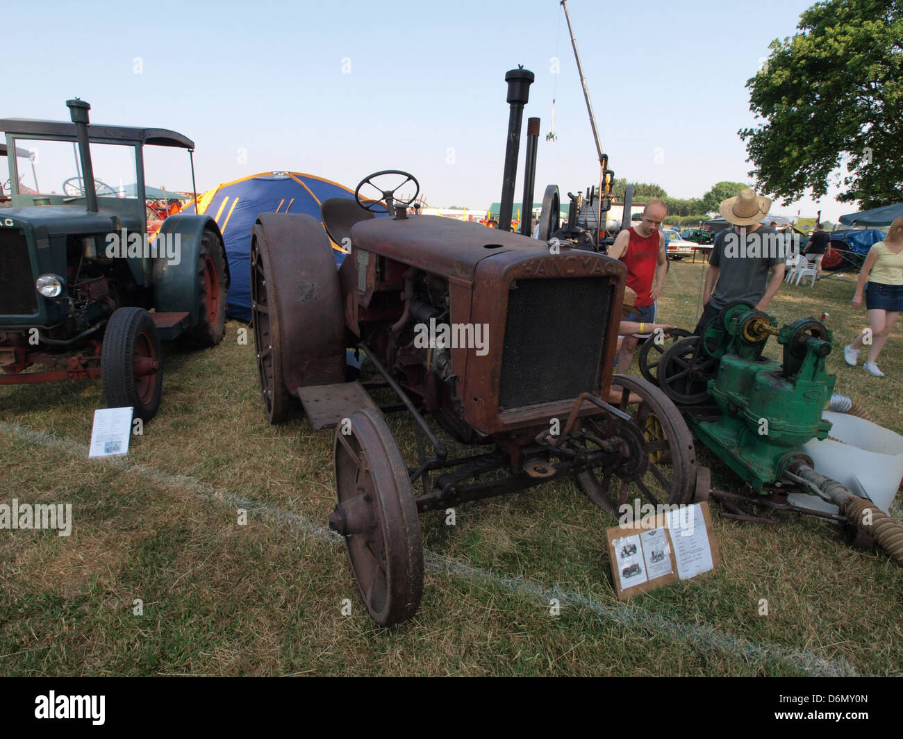 The Hanomag R40E is a powerful industrial tractor designed for ...