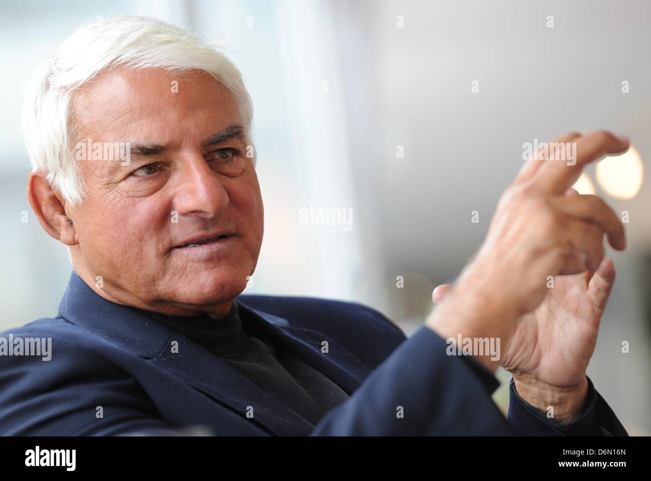 Us psychiatrist author allen frances hi-res stock photography and ...