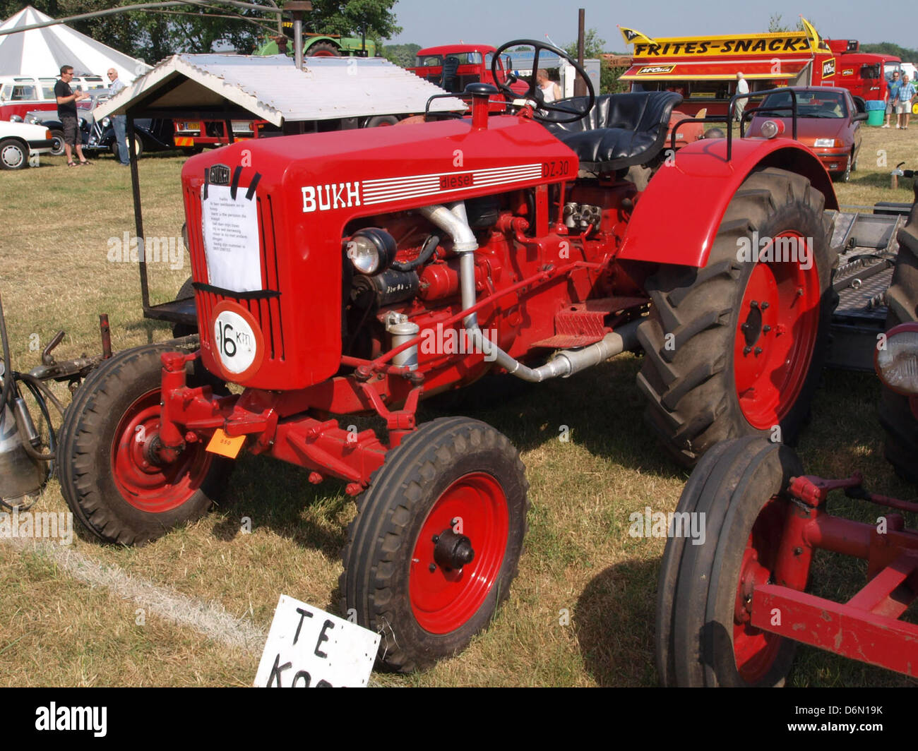 Engine red hi-res stock photography and images - Alamy