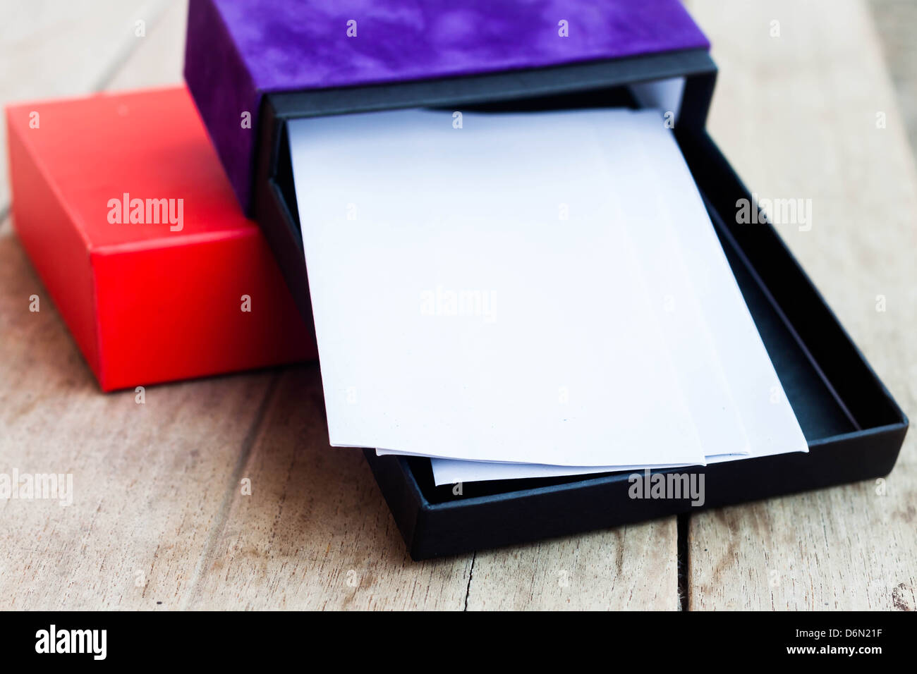 Envelopes in box hi-res stock photography and images - Alamy