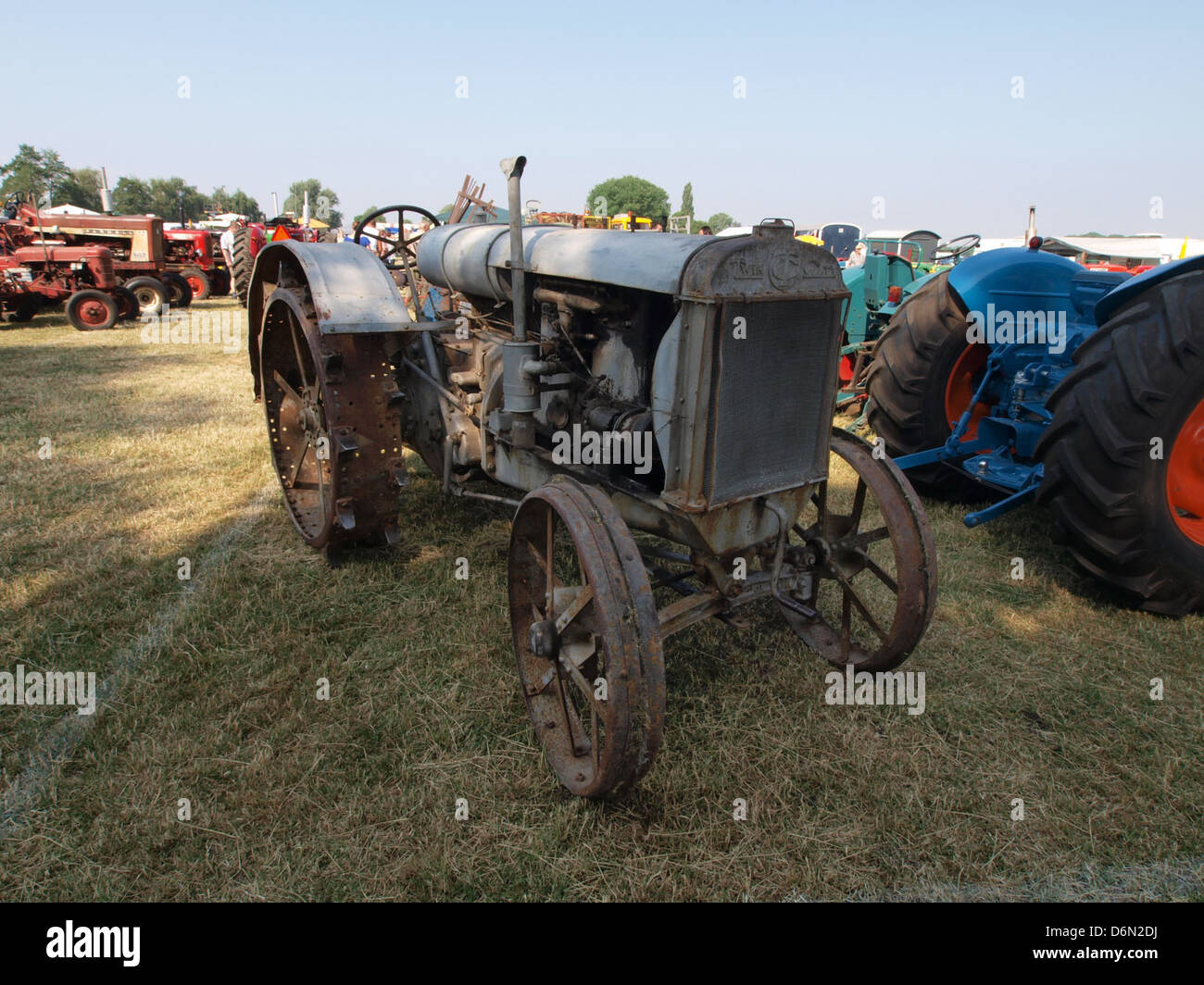 Early 1900s tractor hi-res stock photography and images - Alamy