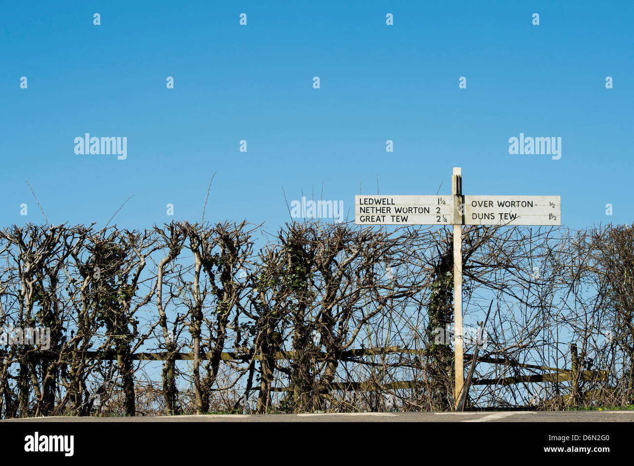 Little Tew Village High Resolution Stock Photography and Images - Alamy