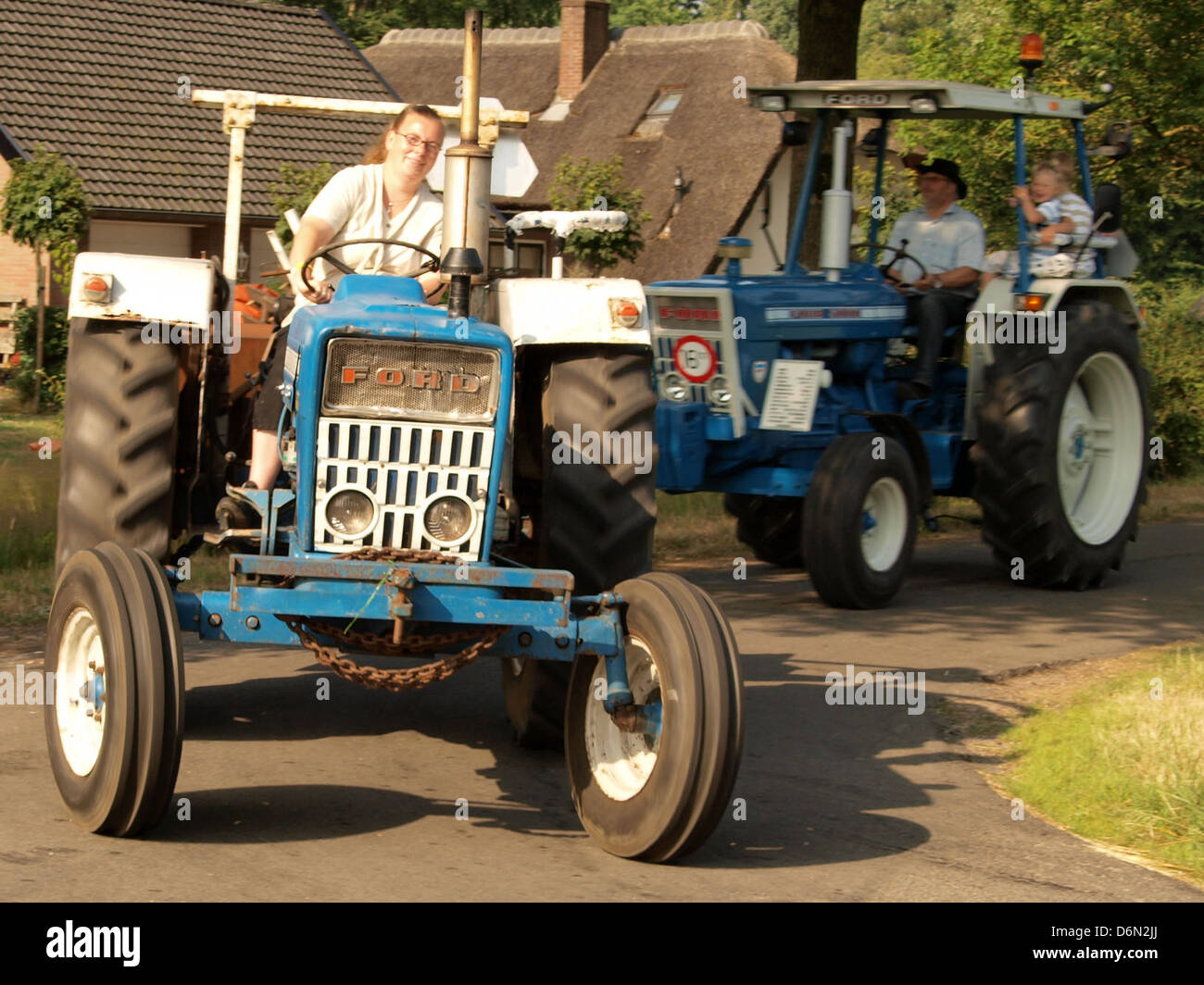 Tracktors hi-res stock photography and images - Alamy