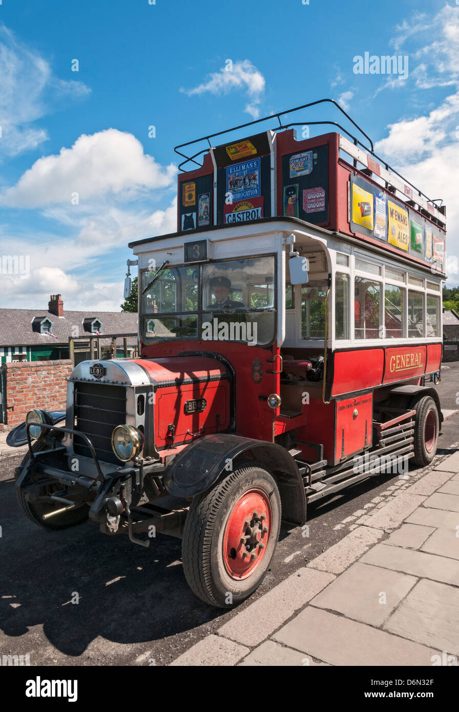 Bus museum hi-res stock photography and images - Alamy