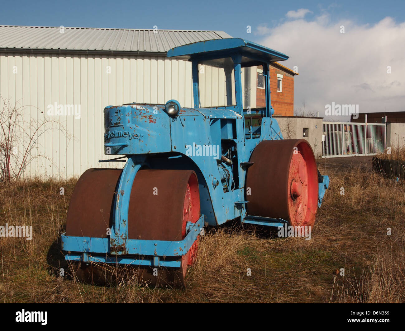 The Zettelmeyer Roadroller, displayed here, is a vintage road ...