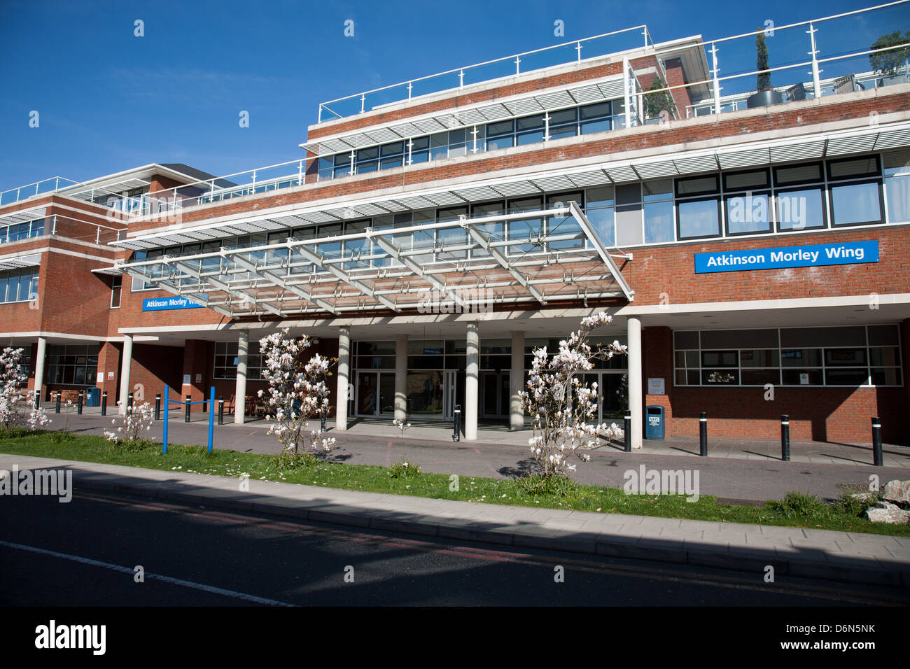 London St Georges Hospital Stock Photos & London St Georges Hospital ...