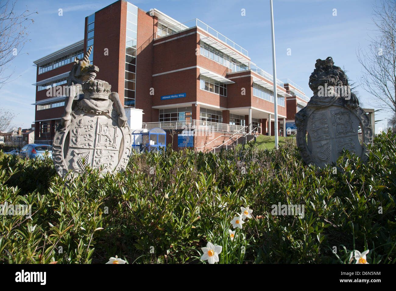 St georges hospital trust tooting hi-res stock photography and images ...