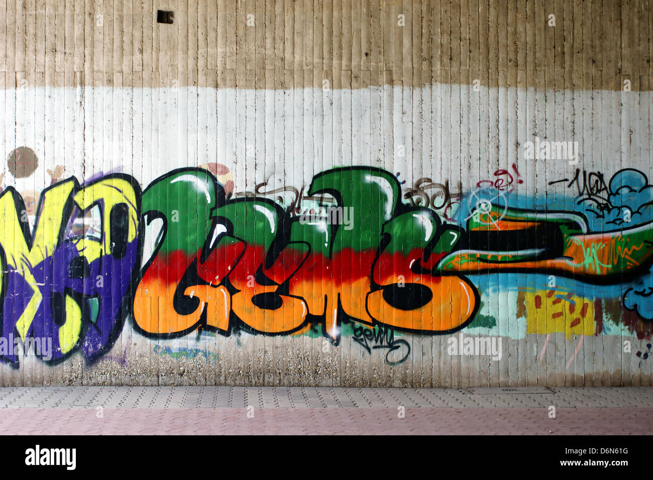 Graffiti under the bridge Stock Photo - Alamy