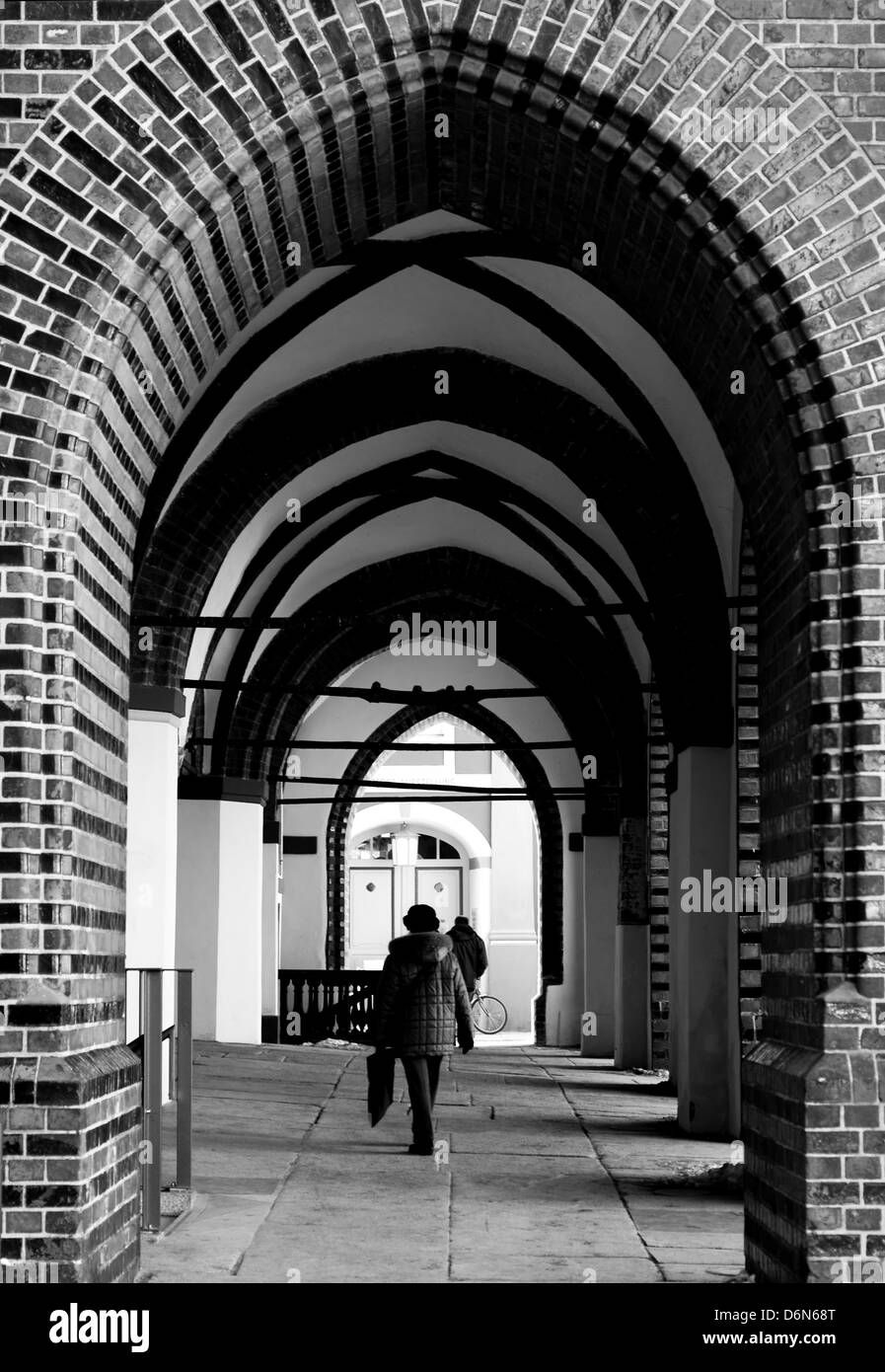 Arch passage passageway architecture Black and White Stock Photos ...