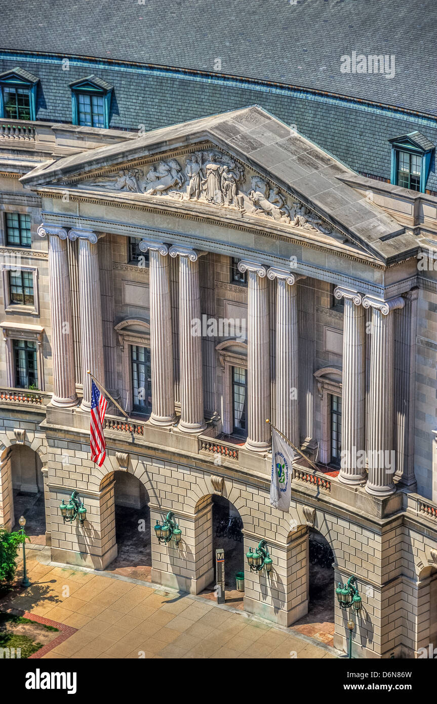 American institutional buildings hi-res stock photography and images ...