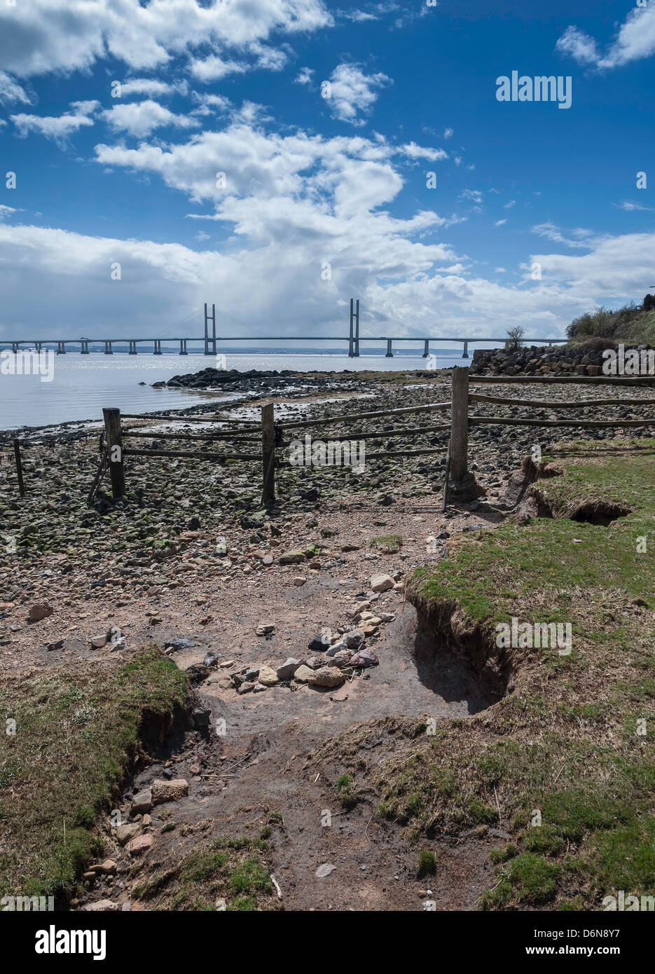 WALES COAST PATH AT BLACK ROCK WITH SECOND SEVERN CROSSING IN BACK ...