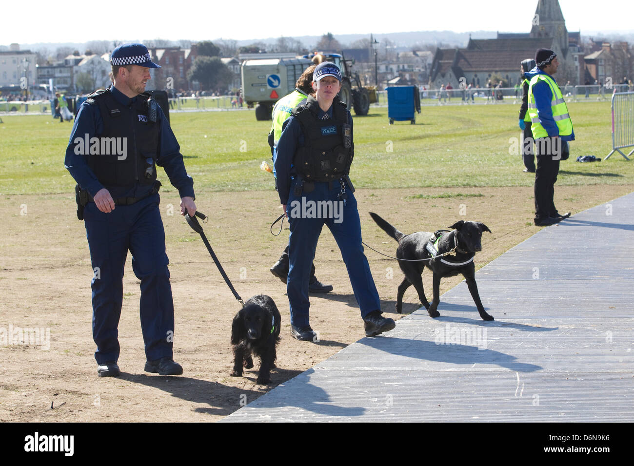 Metropolitan police dogs hi-res stock photography and images - Alamy