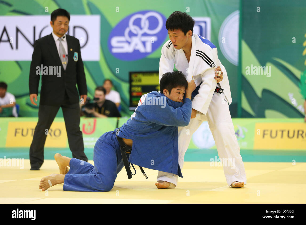(L to R) Hong Kuk Hyon (PRK), Wang Ki Chun (KOR), April 19, 2013 - Judo ...