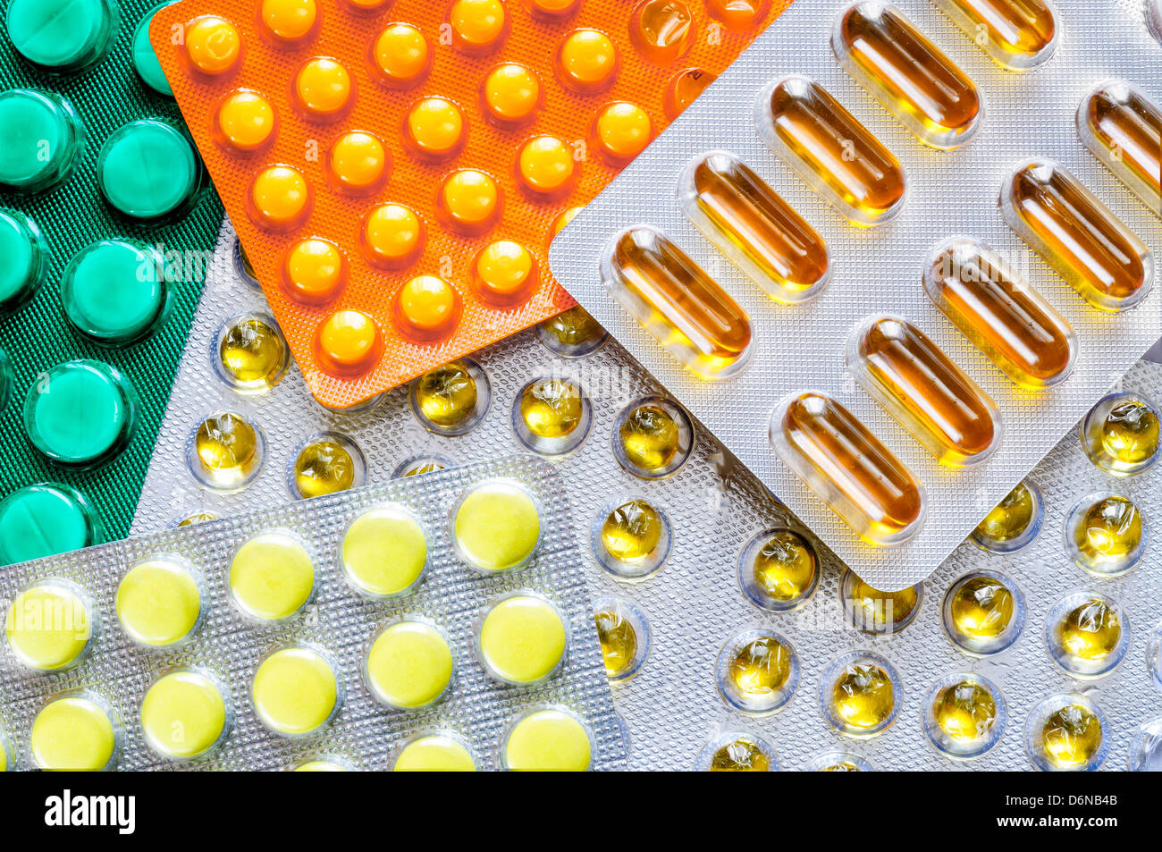 Pills blisters of pharmacy to cure pain and illness Stock Photo - Alamy