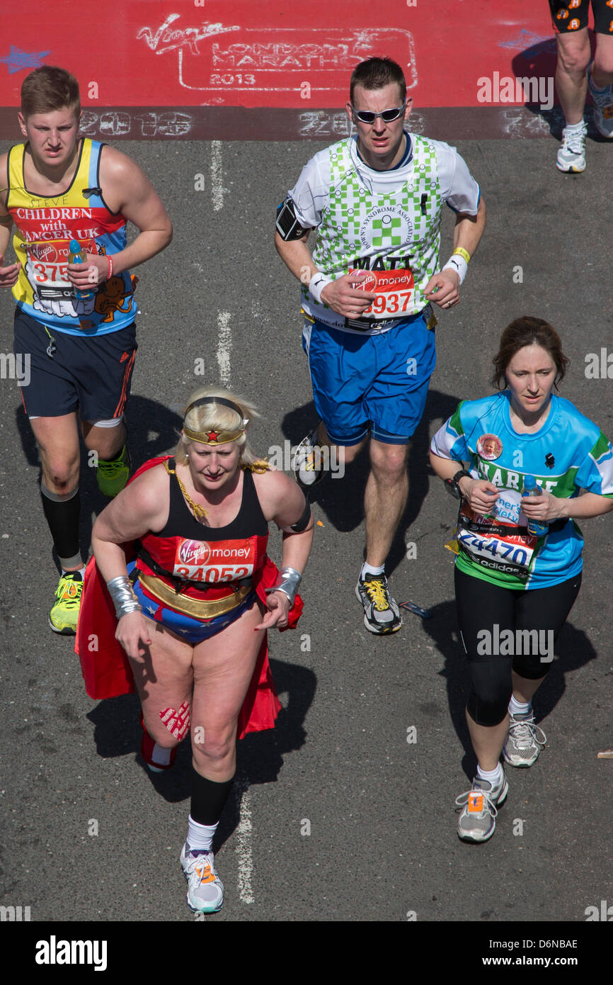 Wonder woman hi-res stock photography and images - Alamy